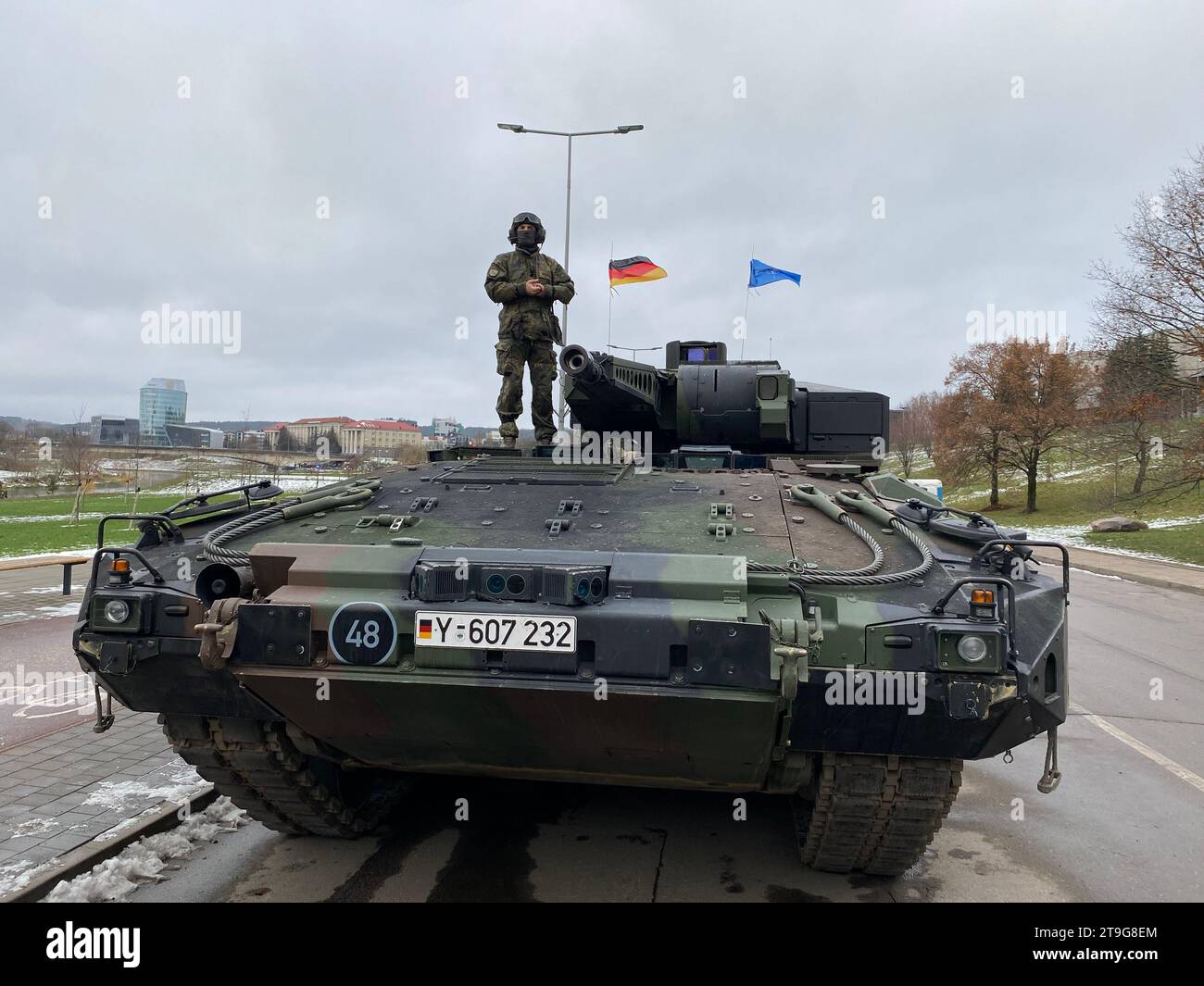German soldier on parade hi-res stock photography and images - Alamy