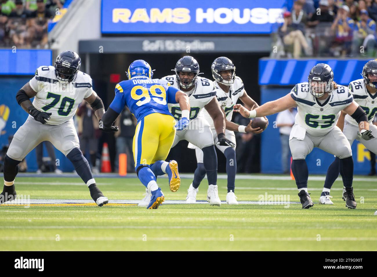 Jason brown los angeles rams hi-res stock photography and images - Alamy