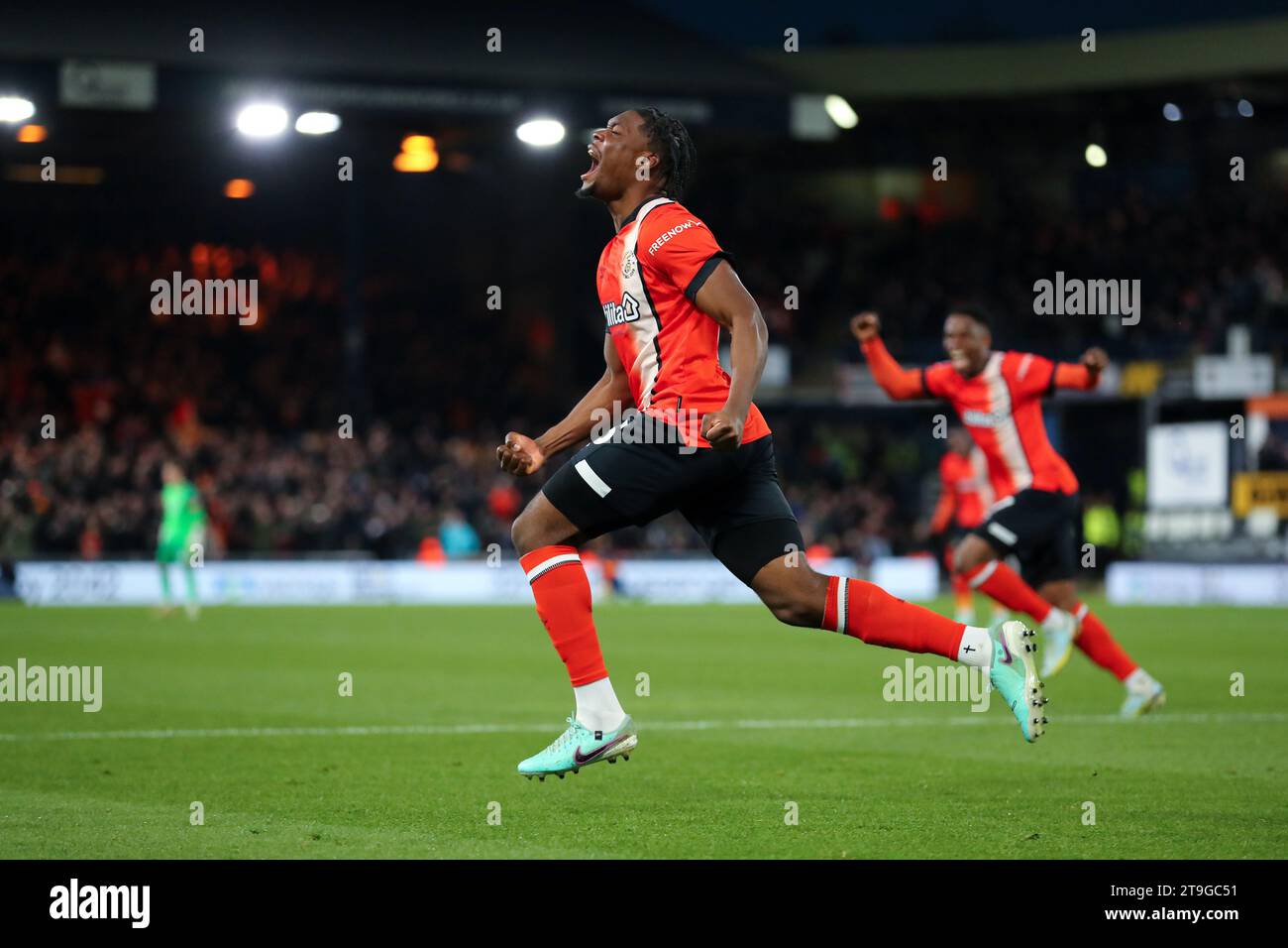 Kenilworth Road, Luton, Bedfordshire, UK. 25th Nov, 2023. Premier ...