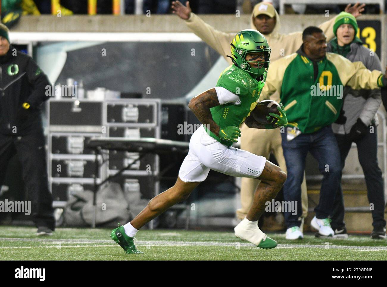 Oregon wide receiver Troy Franklin runs for a touchdown after a catch ...