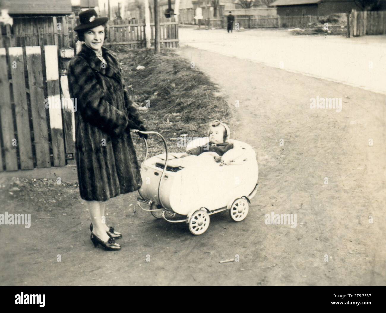 Black baby 1940s hi-res stock photography and images - Alamy