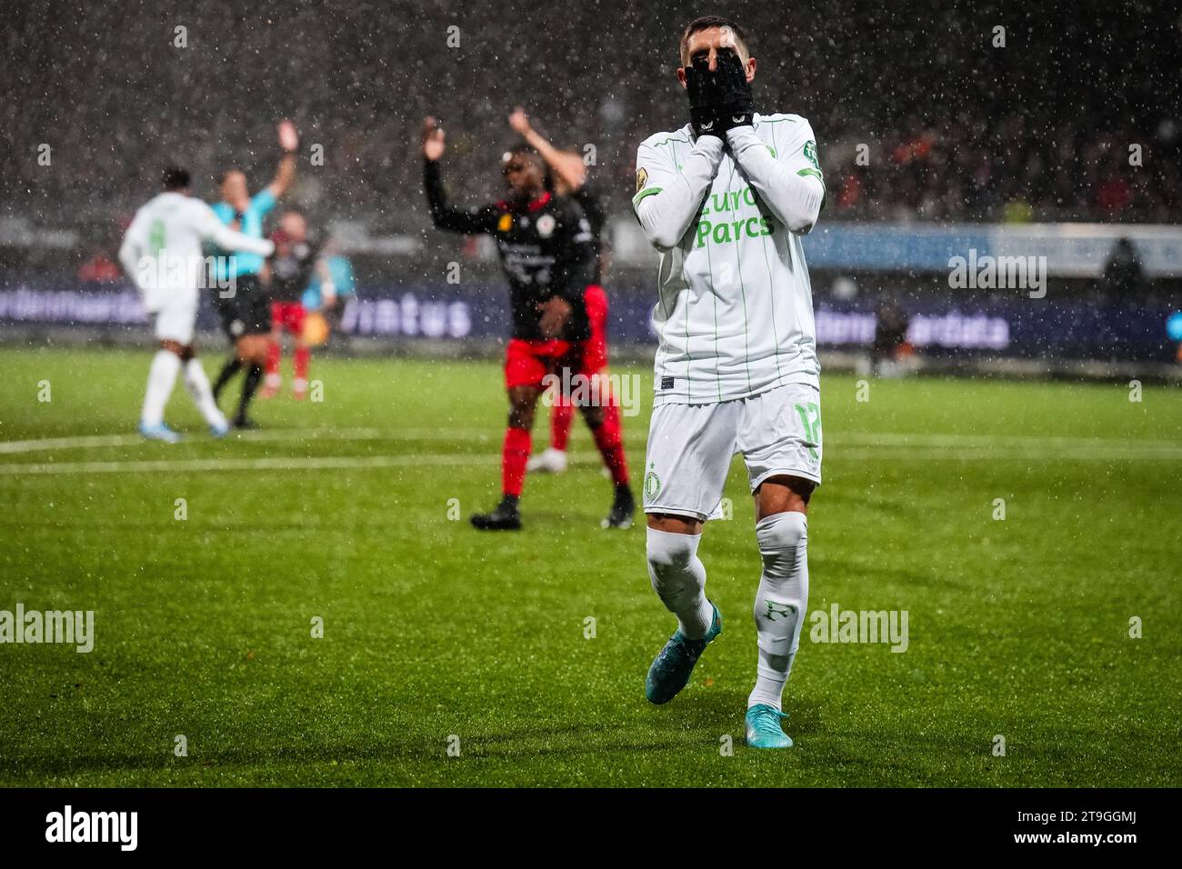 Rotterdam, Netherlands. 25th Nov, 2023. Rotterdam - Luka Ivanusec of ...