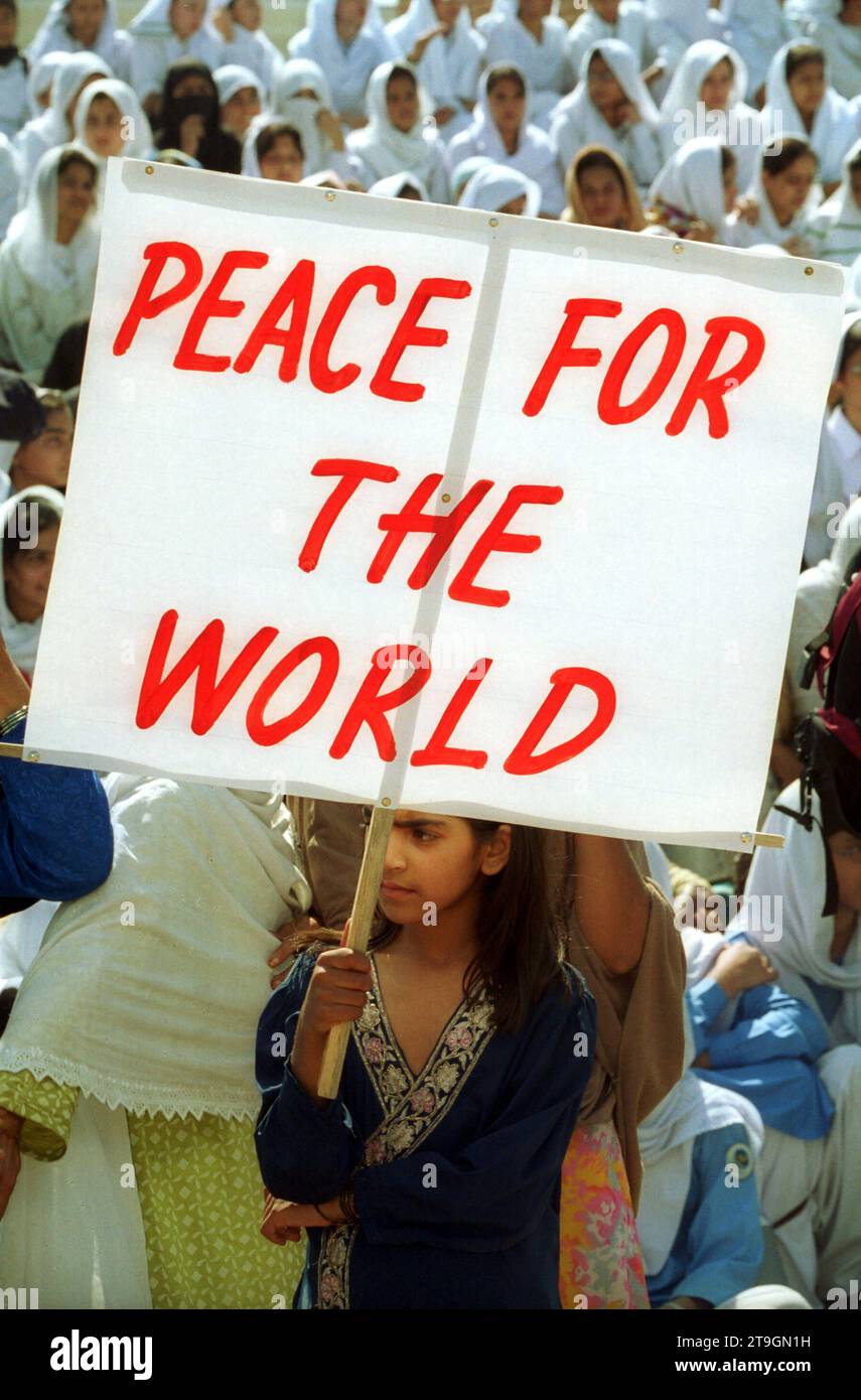 Pakistan waehrend der Krise 2001. 27.09.2001, PAK, Pakistan, Islamabad ...