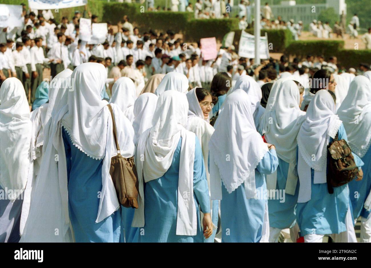 Pakistan waehrend der Krise 2001. 27.09.2001, PAK, Pakistan, Islamabad ...