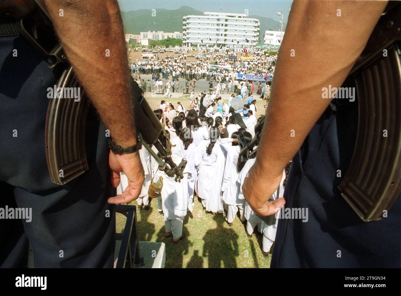 Pakistan waehrend der Krise 2001. 27.09.2001, PAK, Pakistan, Islamabad ...