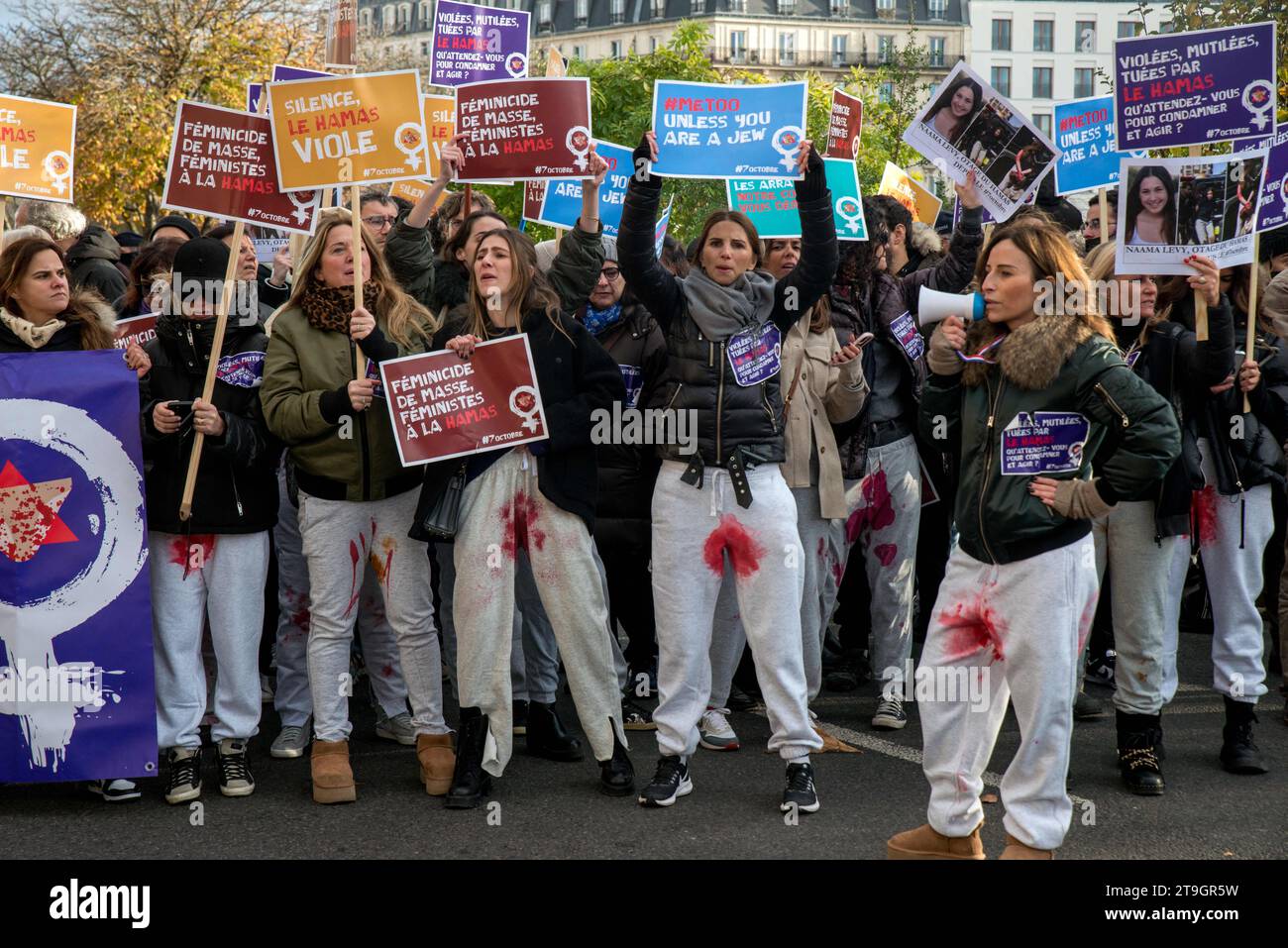 Demonstration against femicide and violence against women in Paris ...
