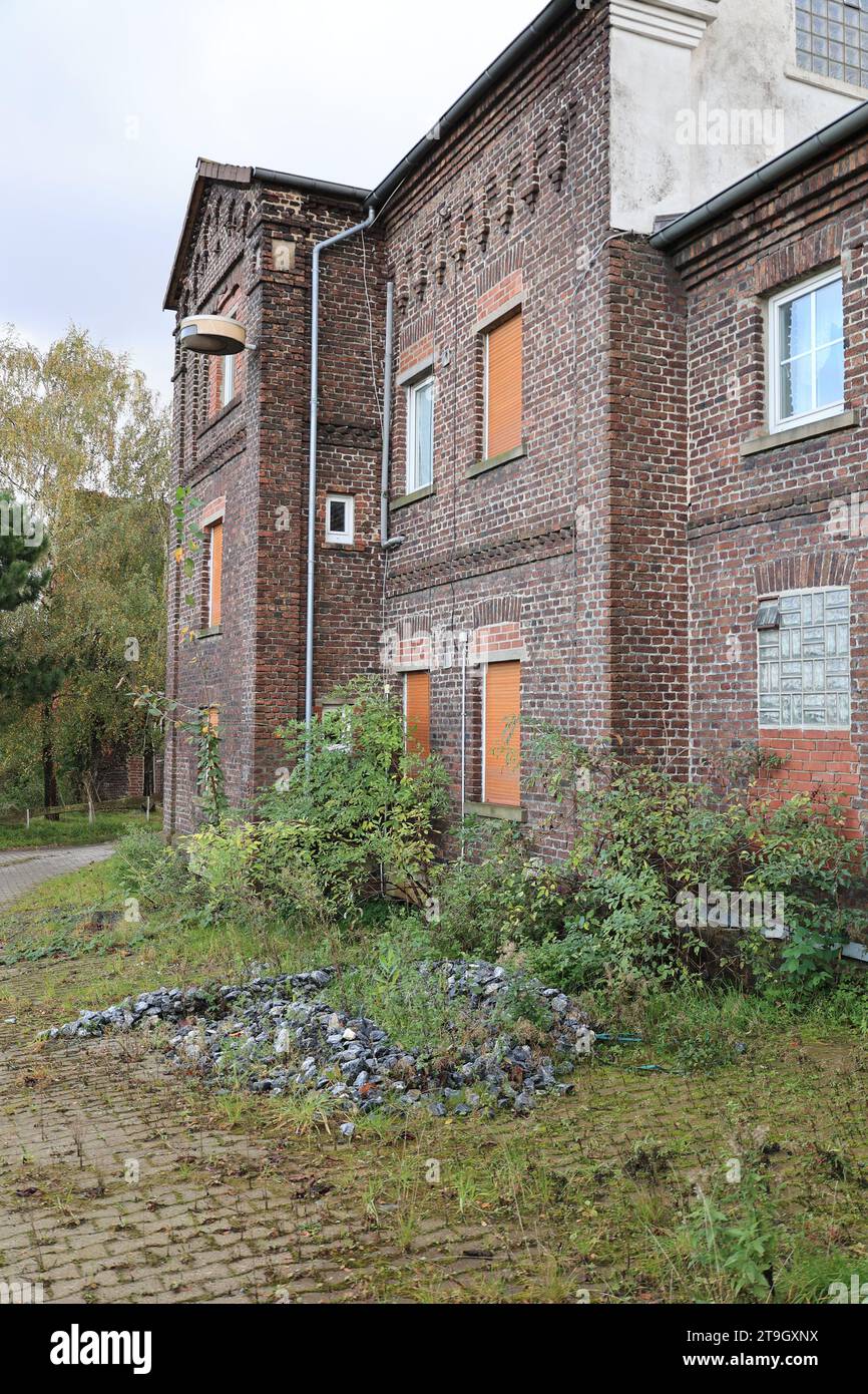 Verlassener ort hi-res stock photography and images - Alamy