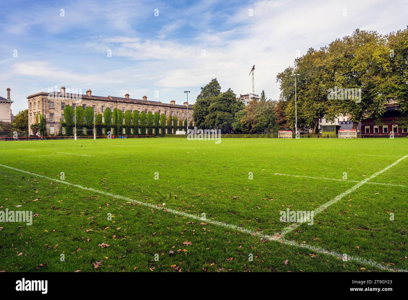 Rugby ground pitch hi-res stock photography and images - Alamy
