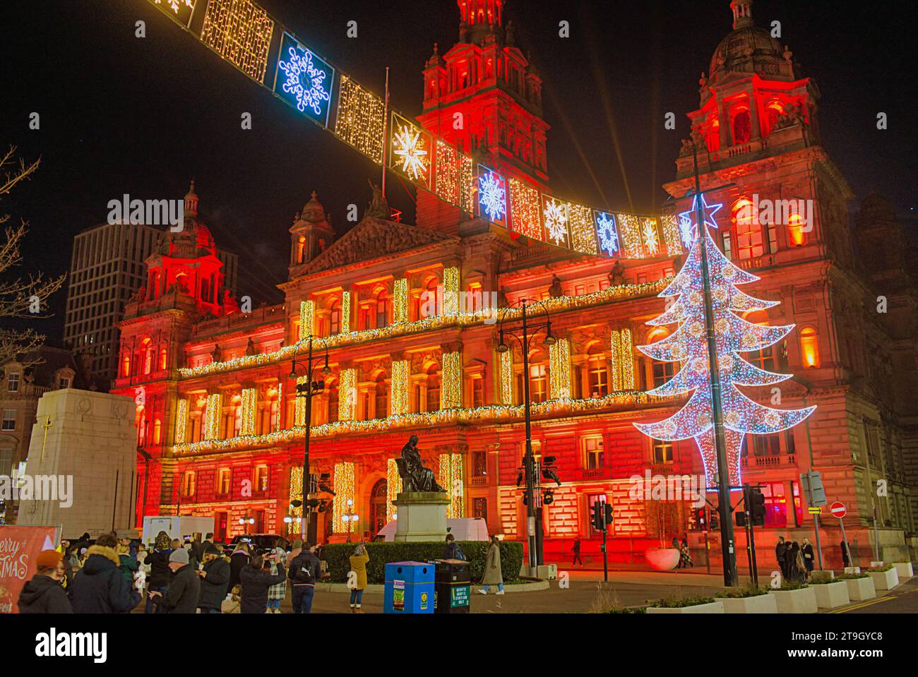 Glasgow, Scotland, UK. 25th November, 2023. George Square Winterfest ...