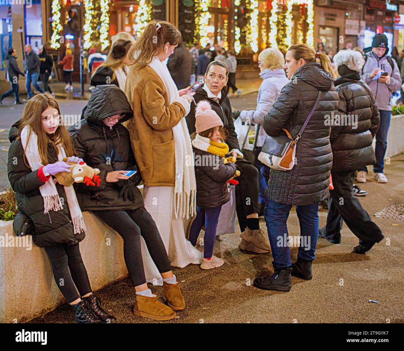 Glasgow, Scotland, UK. 25th November, 2023. George Square Winterfest ...