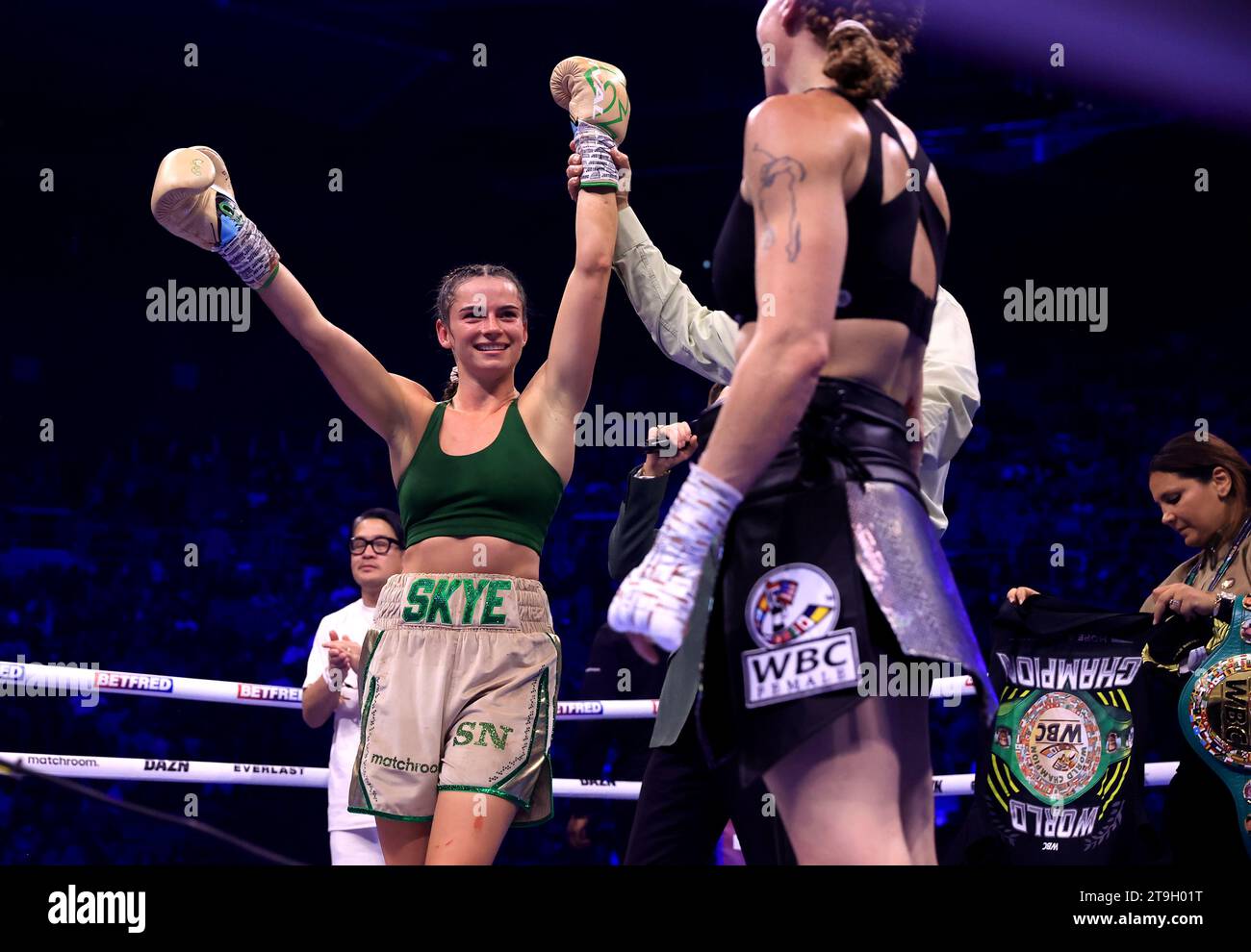 Lucy wildheart hi-res stock photography and images - Alamy