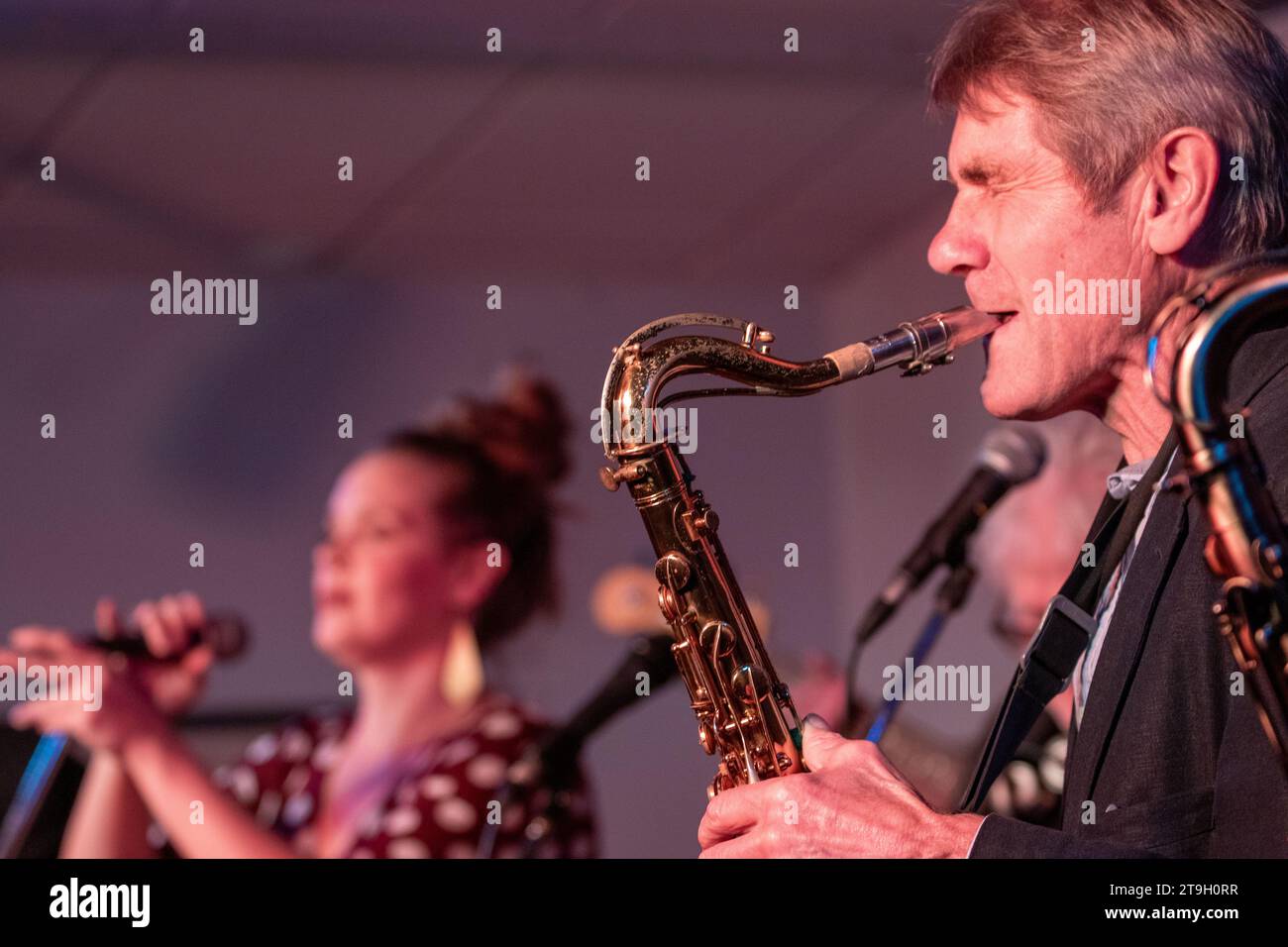 Sax blower hi-res stock photography and images - Alamy