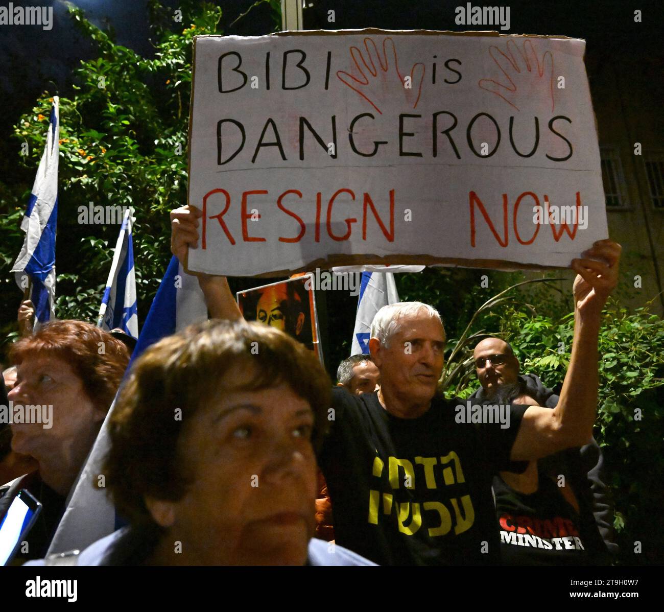 Jerusalem, Israel. 25th Nov, 2023. Israelis hold posters and chant ...