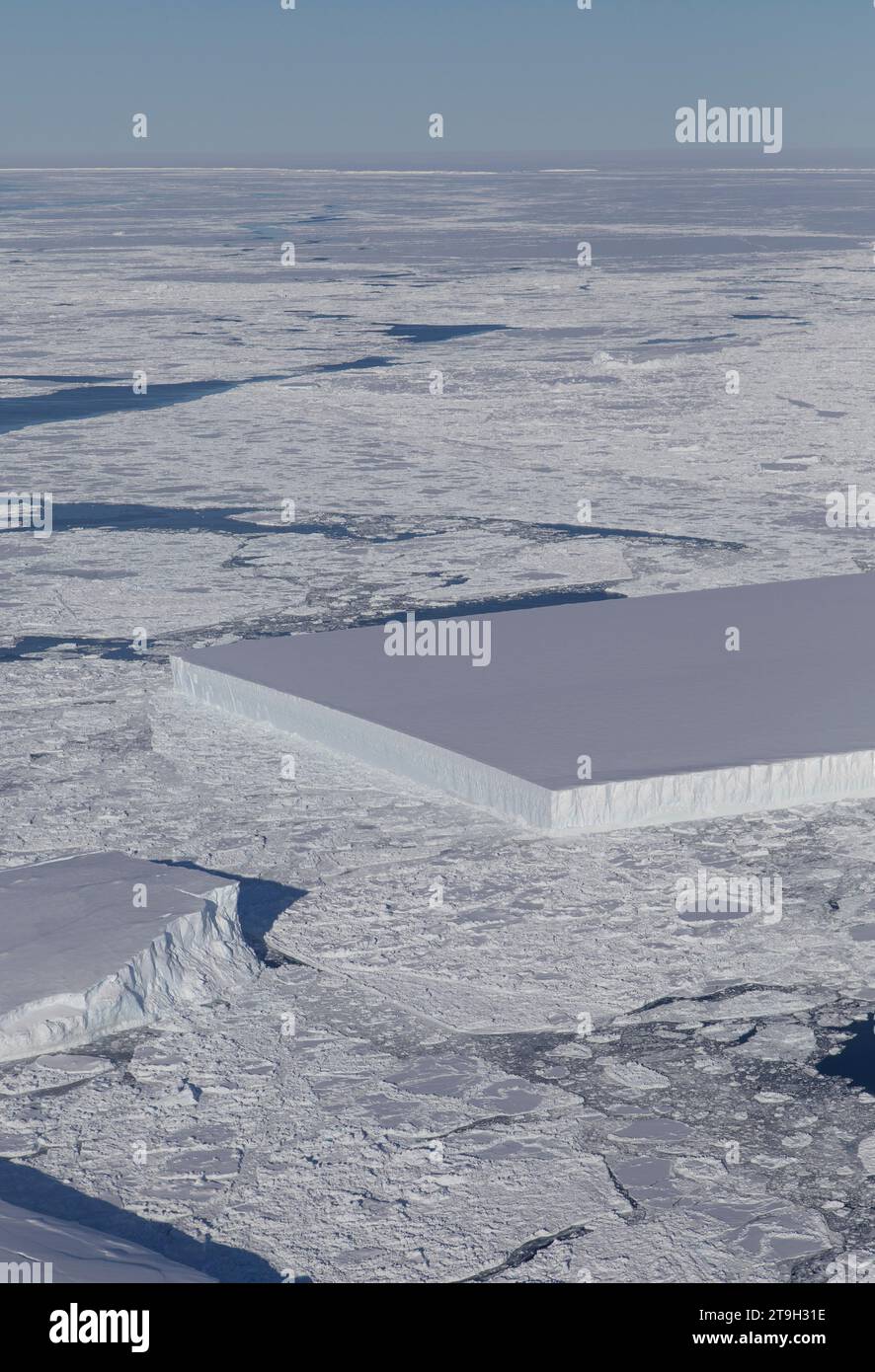 Antartica. 16th Oct, 2018. Just past the rectangular iceberg, which is ...