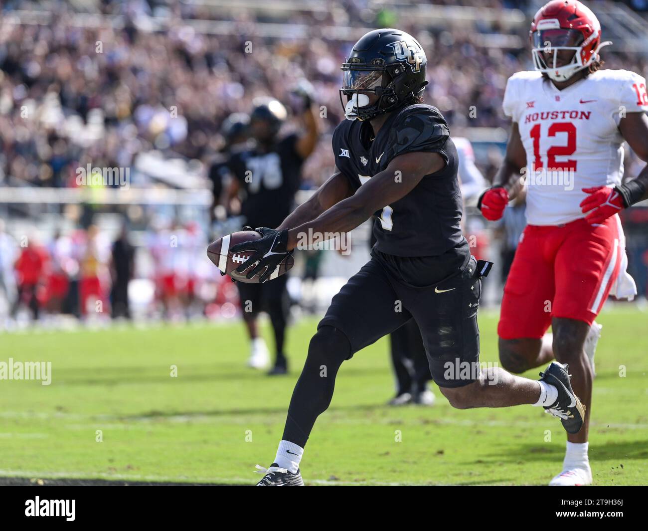 Orlando, FL, USA. 25th Nov, 2023. UCF Knights wide receiver Xavier ...