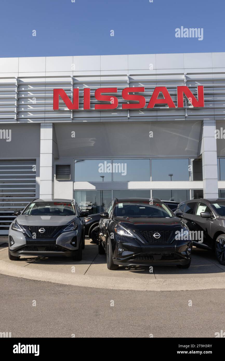 Cincinnati - November 23, 2023: Nissan Car, SUV and Pickup Truck ...