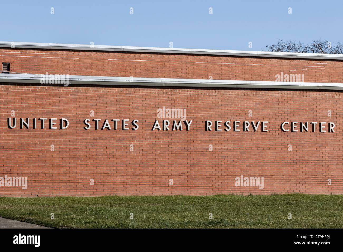 Us Army Reserve Center