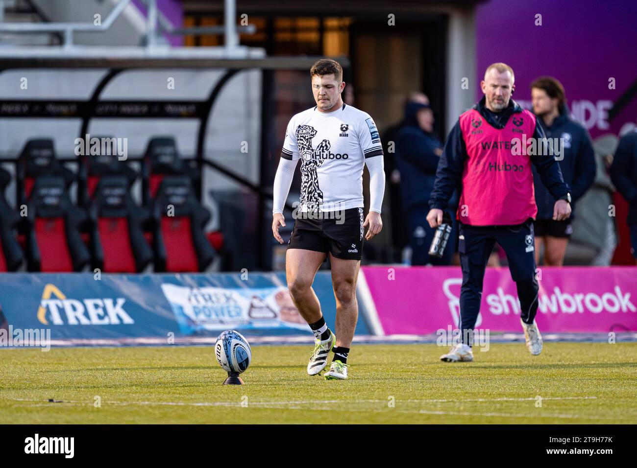 LONDON, UNITED KINGDOM. 25th, Nov 2023. Callum Sheedy of Bristol Bears ...