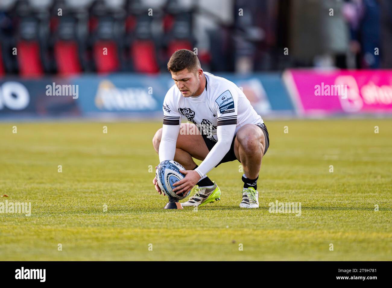 LONDON, UNITED KINGDOM. 25th, Nov 2023. Callum Sheedy of Bristol Bears ...