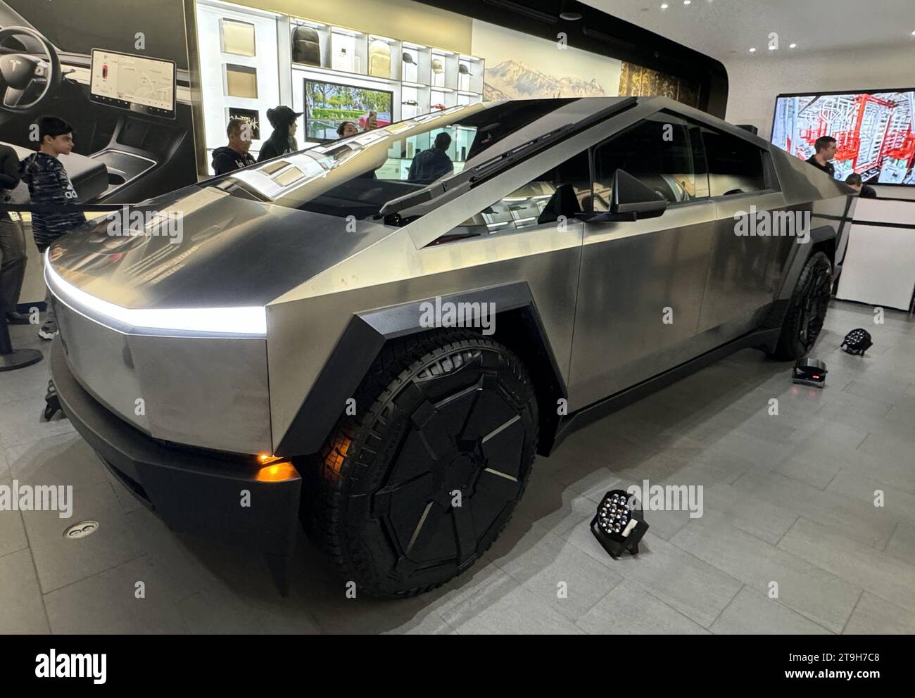 Bethesda, MD, USA. 25th Nov, 2023. View of the Tesla Cybertruck on ...