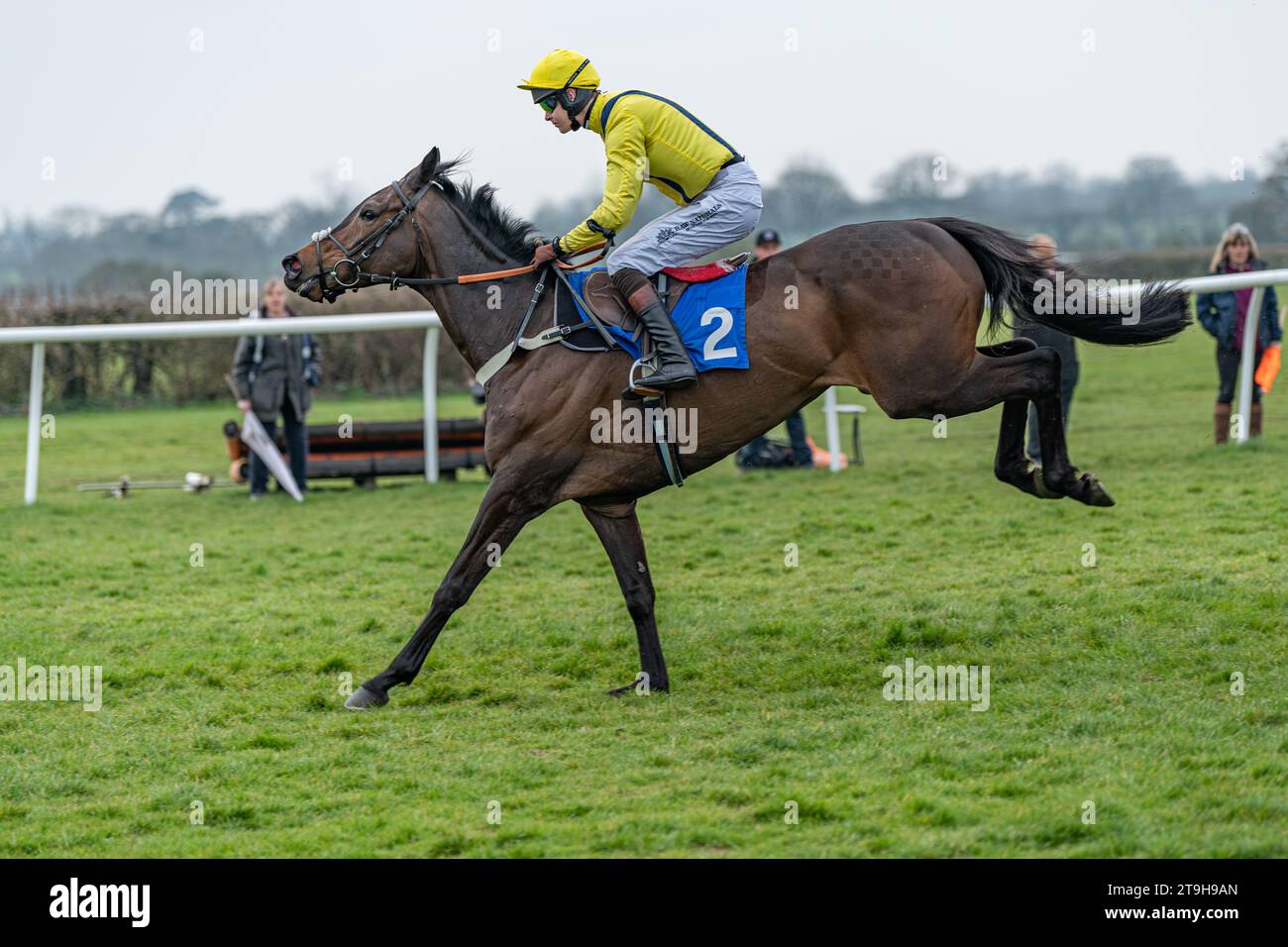 Third race at Wincanton March 30th 2022 Stock Photo - Alamy