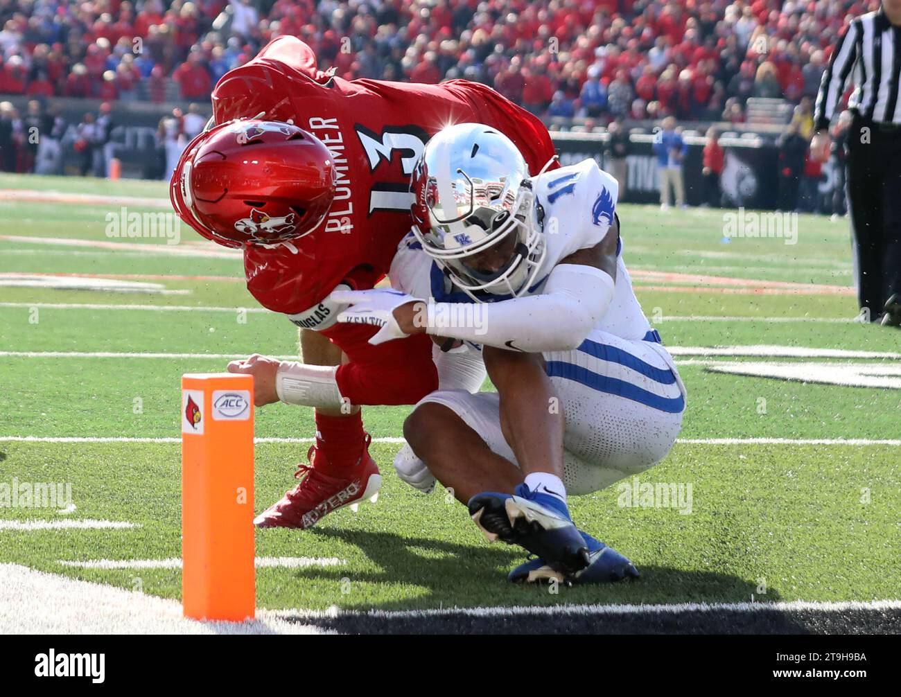 Louisville, United States. 25th Nov, 2023. Louisville Cardinals ...