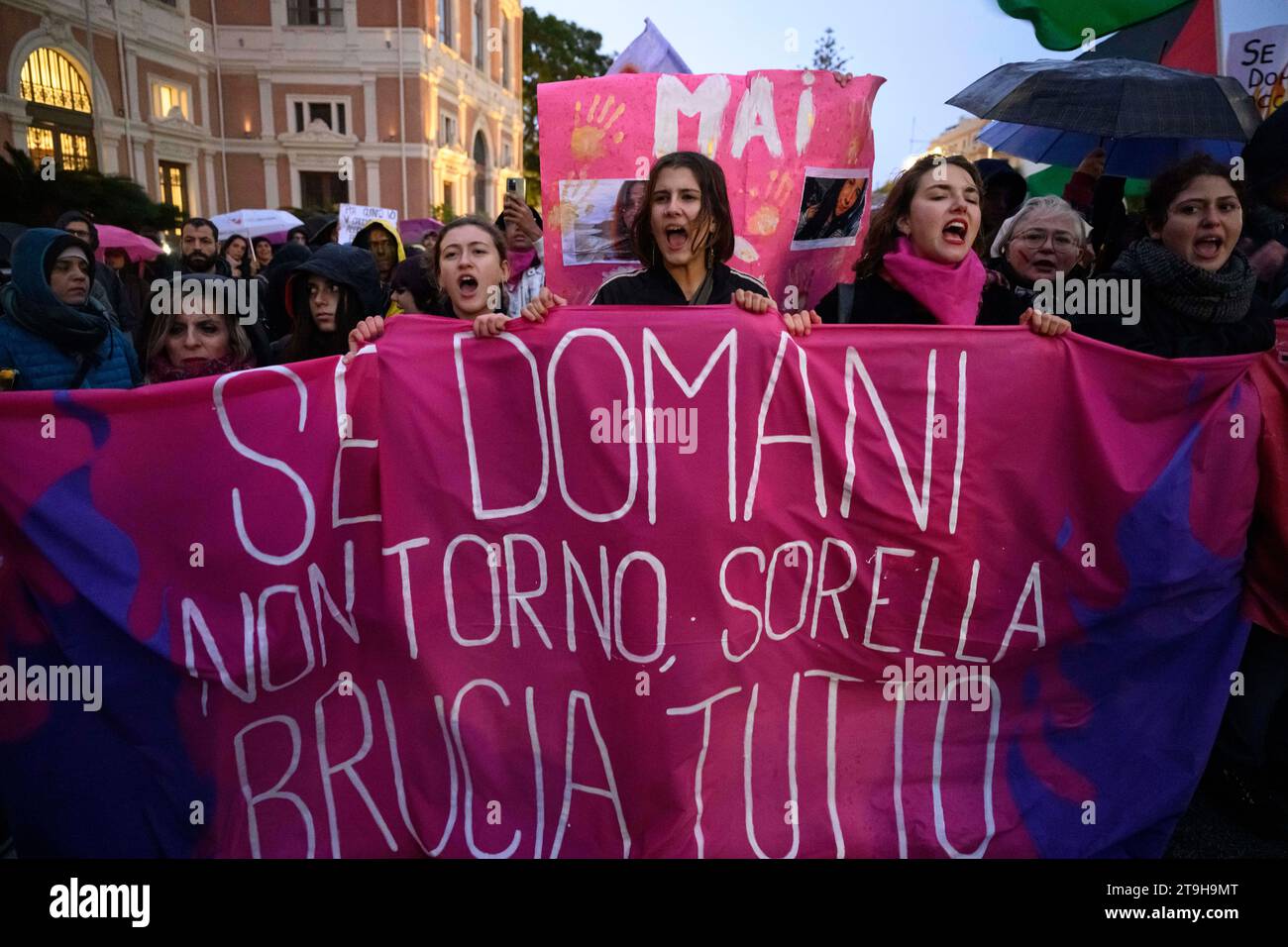 Feminist women day italy hi-res stock photography and images - Alamy