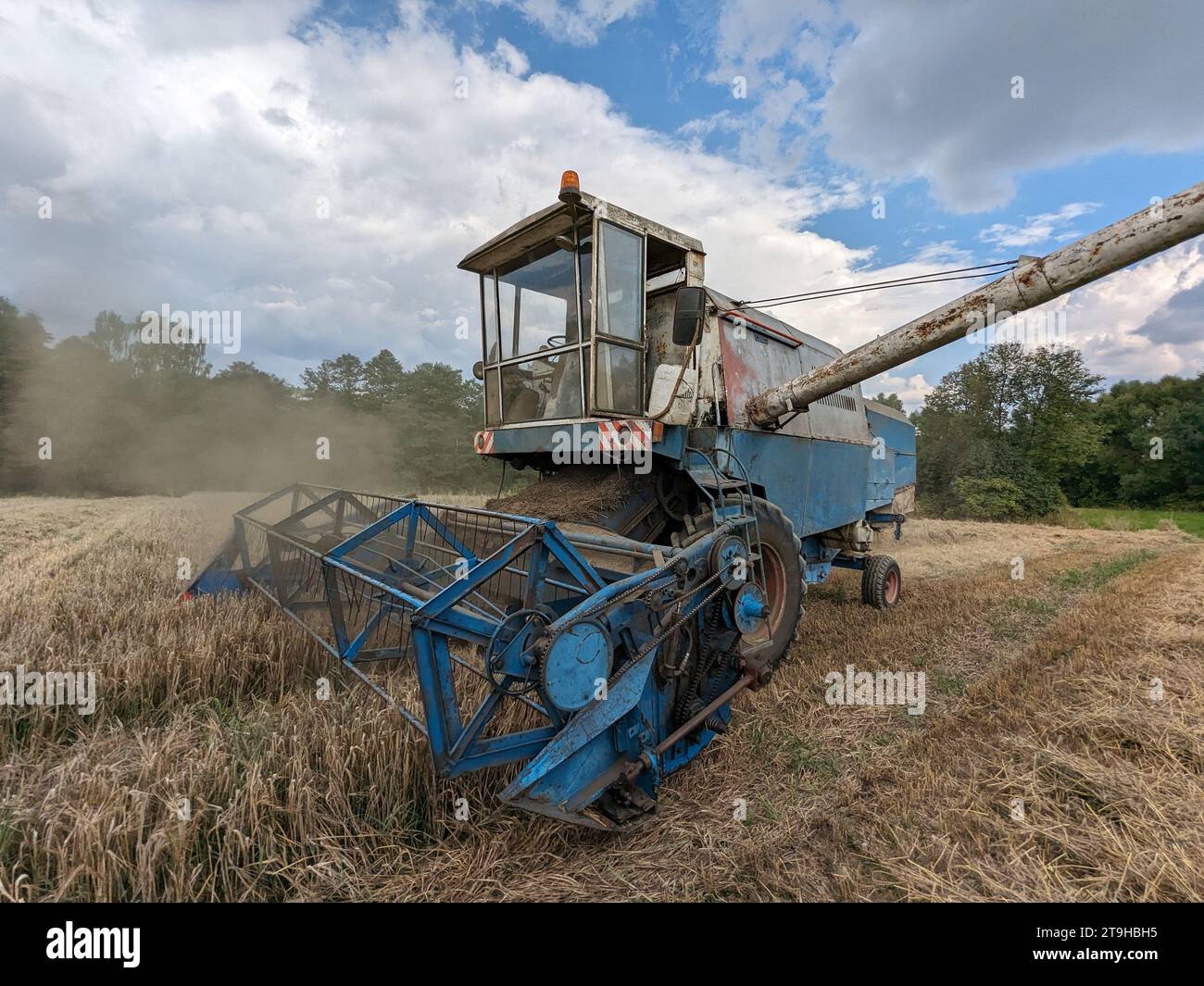 combine harvester Fortschritt E 512 panorama of czech small agriculture ...