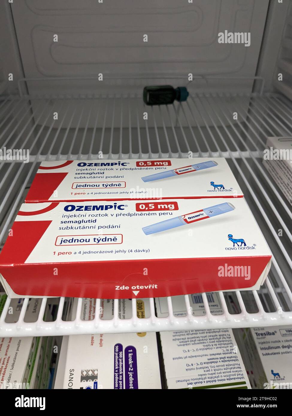 Ozempic box hi-res stock photography and images - Alamy