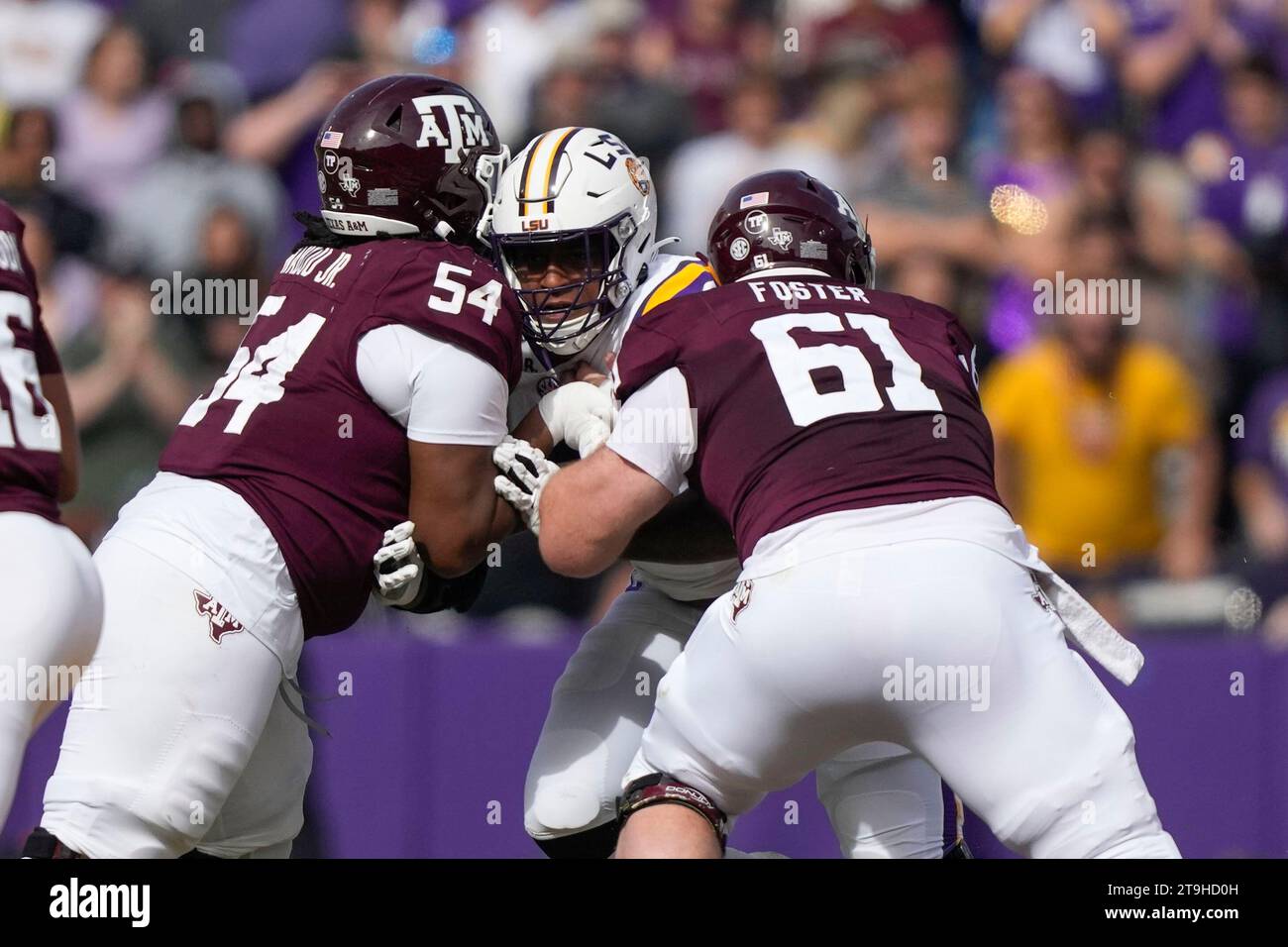 LSU defensive tackle Maason Smith (0) rushes off the line during an ...