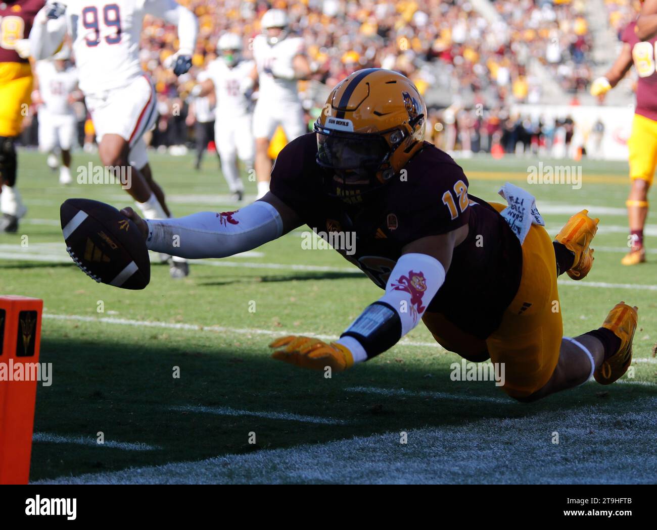 Tempe, Arizona, USA. 25th Nov, 2023. Tight end Jalin Conyers (12) of ...