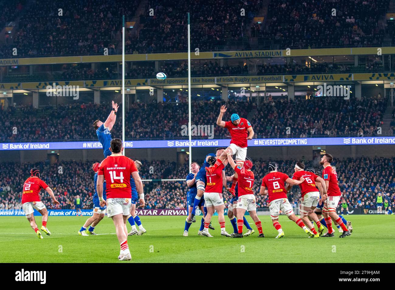 A general view aviva rugby match ball hi-res stock photography and ...