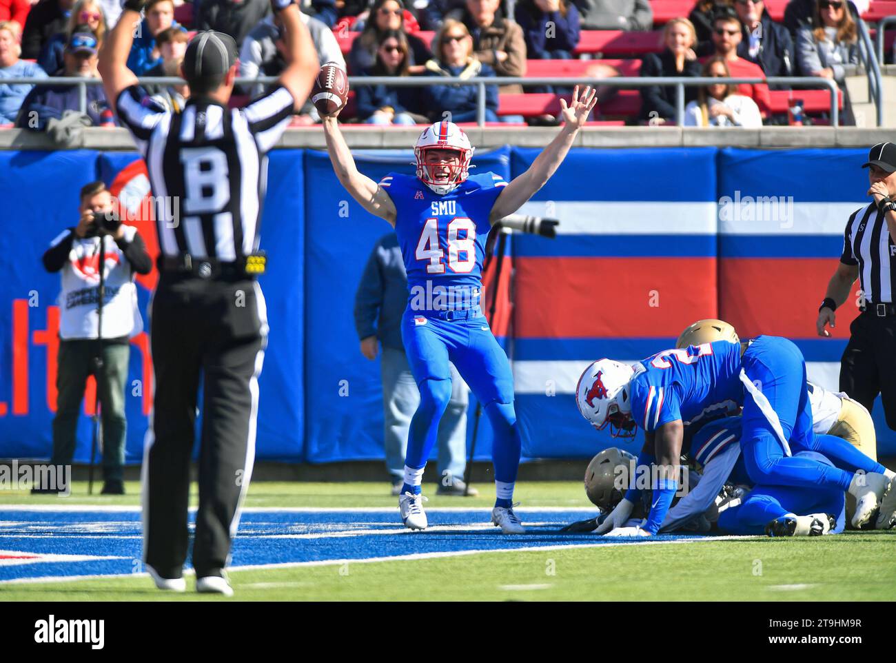 November 25, 2023: SMU Mustangs long snapper Will Benton IV celebrates ...