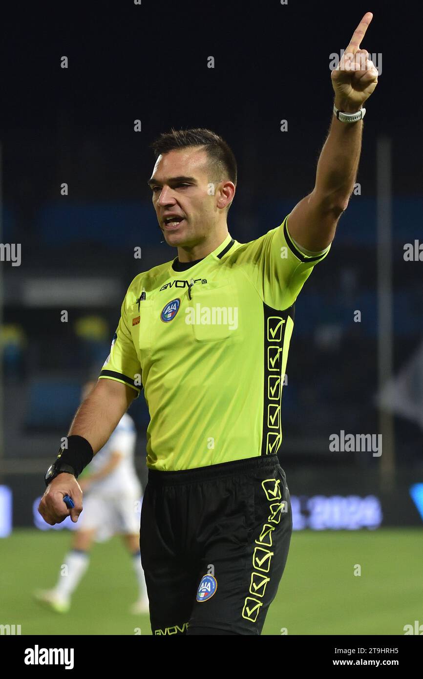 Pisa, Italy. 25th Nov, 2023. The referee Marco Monaldi during Pisa SC ...