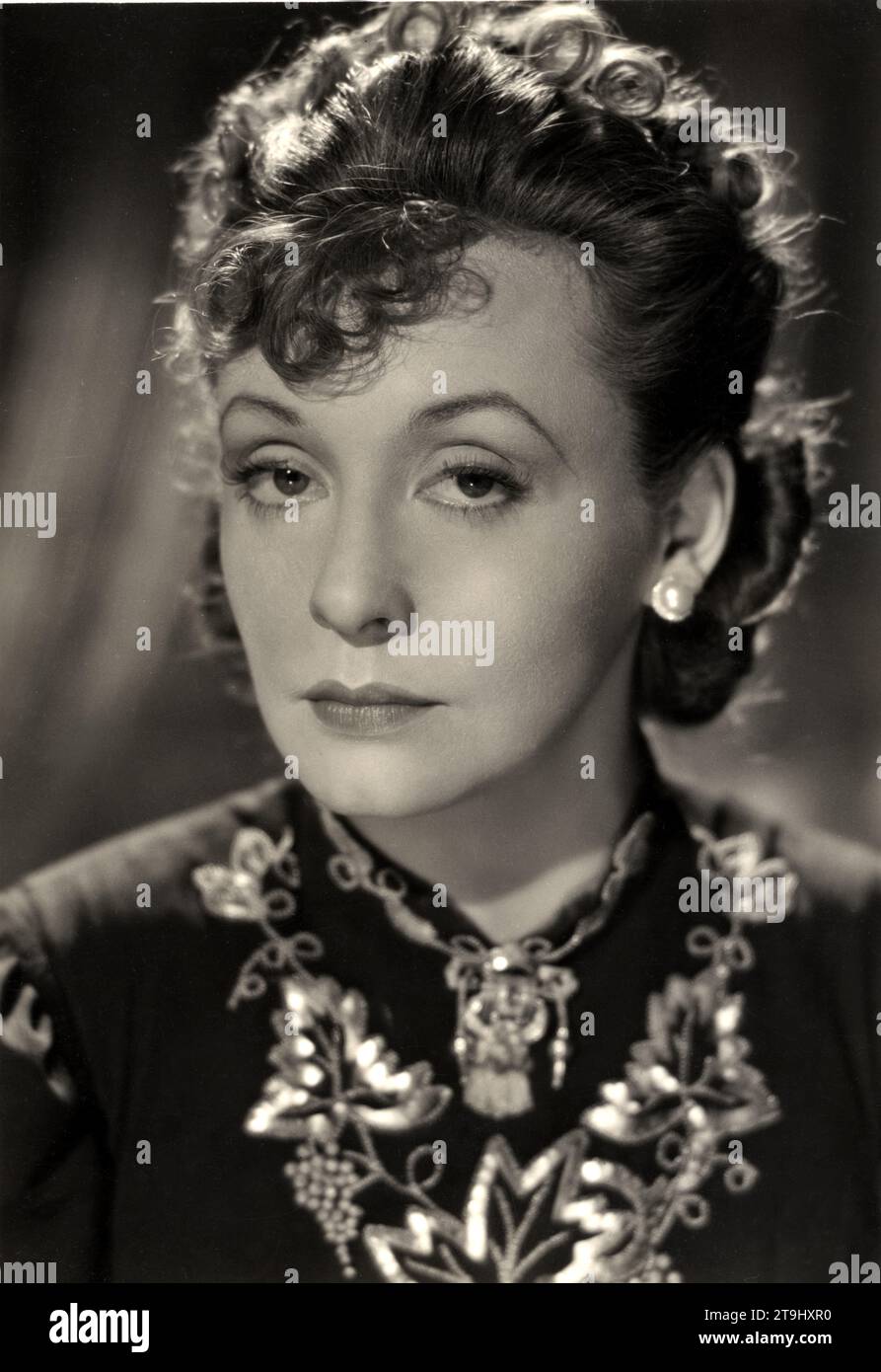 1938, GERMANY : The celebrated swedish movie actress and singer ZARAH ...