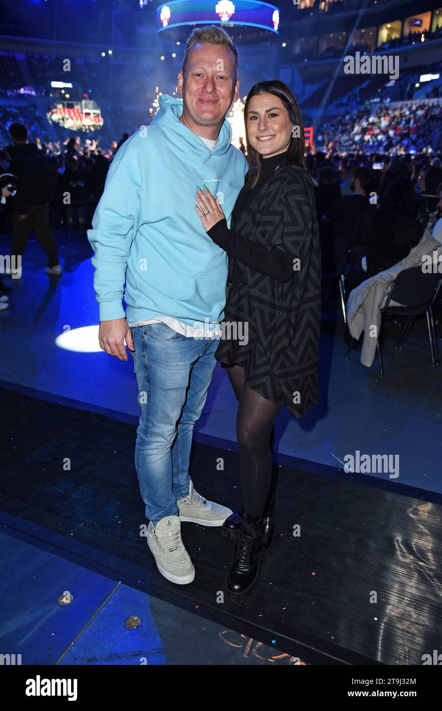 Jens Knossalla aka Knossi mit Ehefrau Lia Mitrou - THE GREAT FIGHT ...