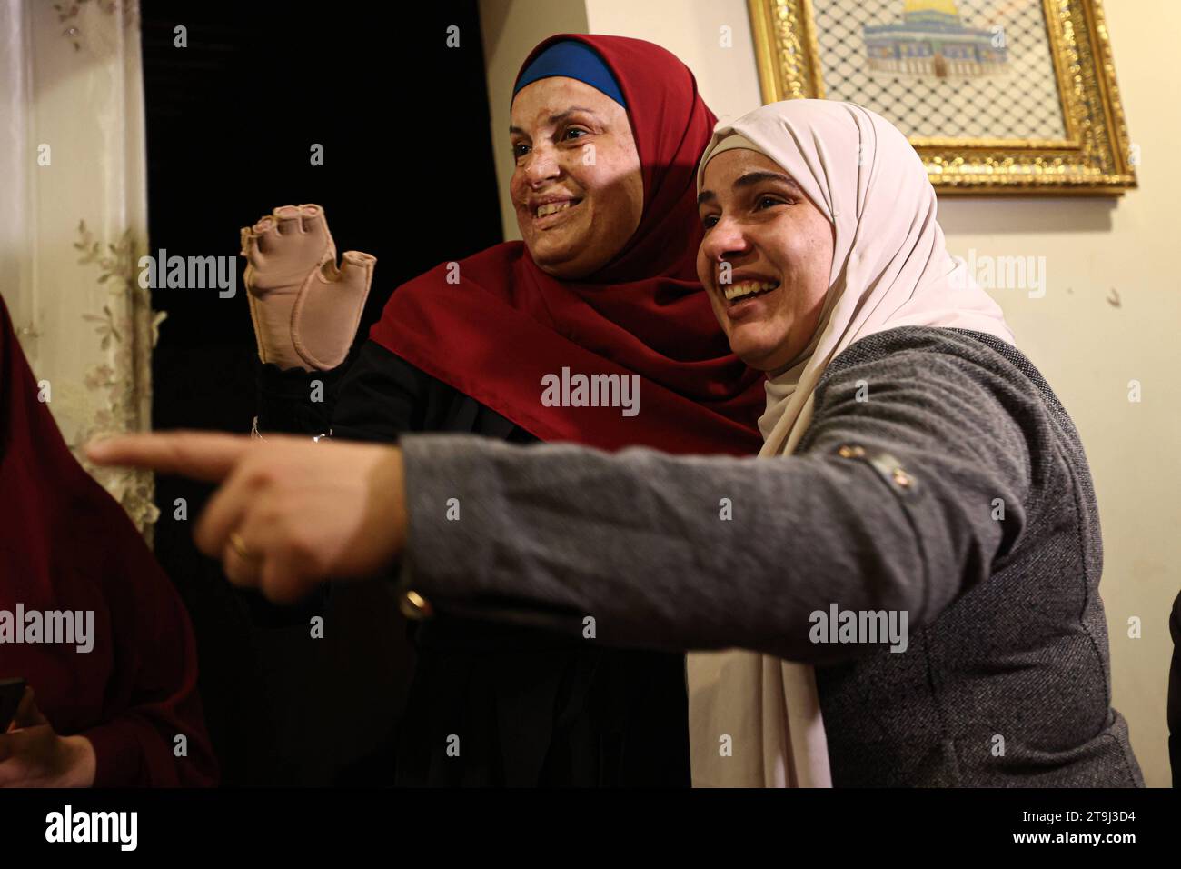 Palestinian prisoner Israa Al-Jaabis released from Israeli jail ...