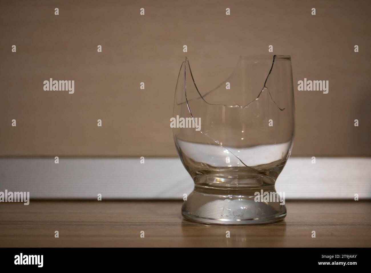 Glass cup shattered hi-res stock photography and images - Alamy