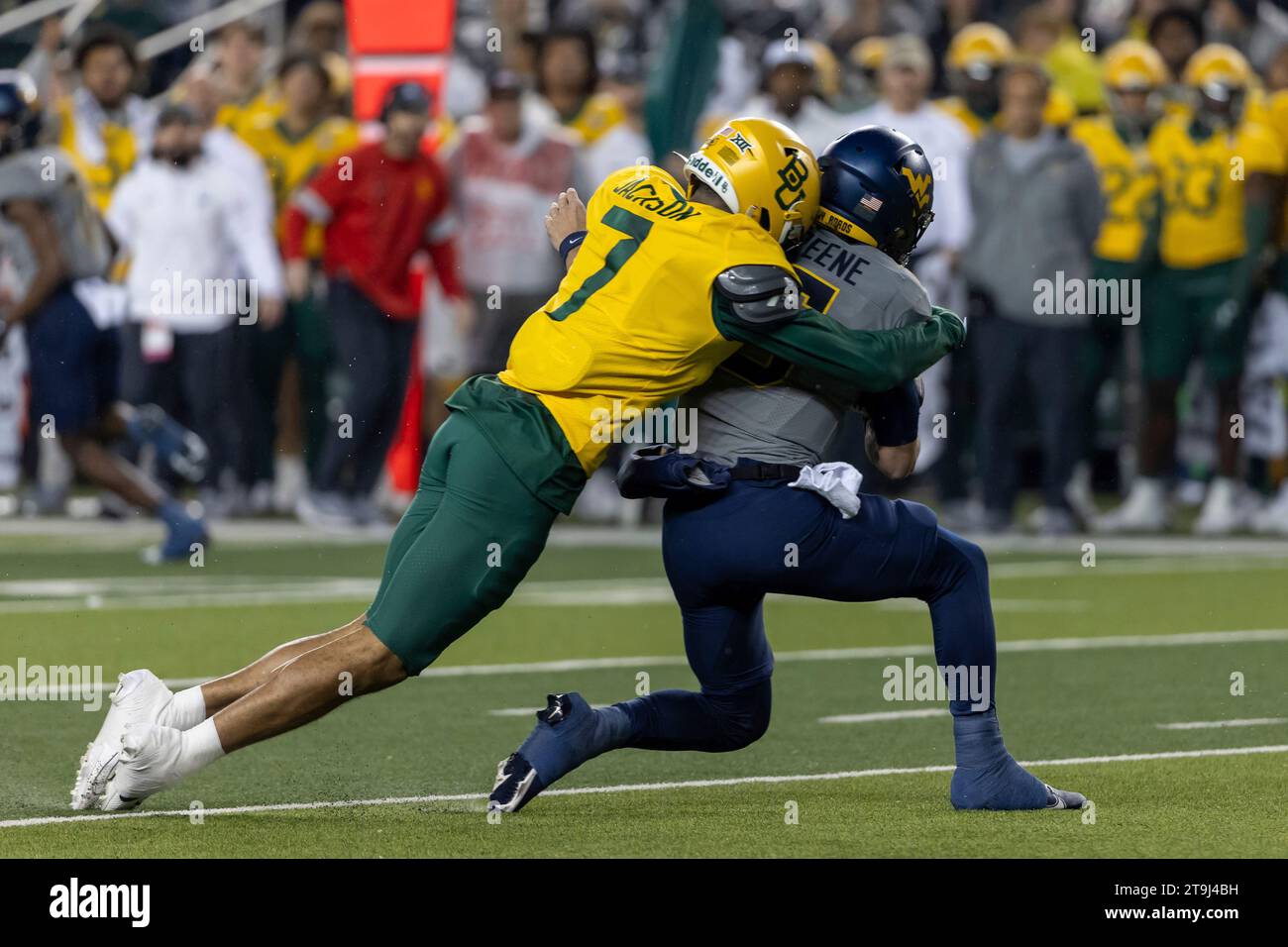 WACO, TX - NOVEMBER 25: Baylor Bears safety Bryson Jackson (7) sacks ...