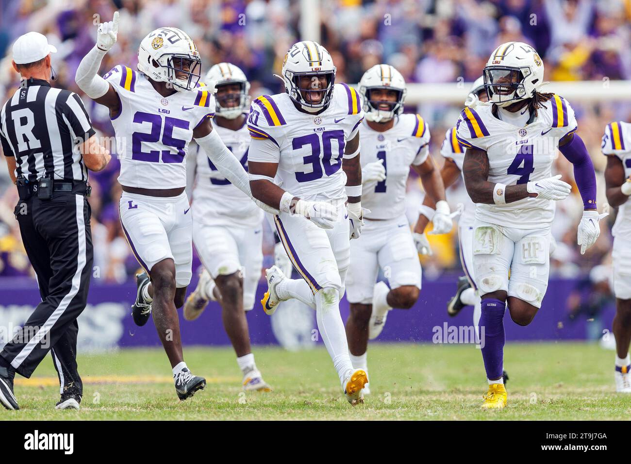 BATON ROUGE, LA - NOVEMBER 25: LSU Tigers linebacker Greg Penn III (30 ...