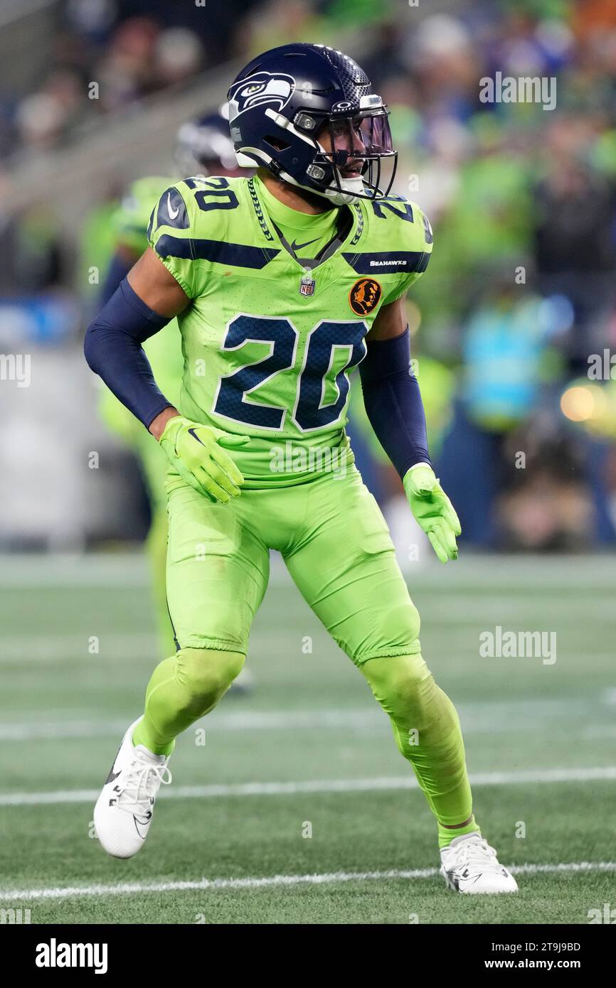Seattle Seahawks safety Julian Love (20) gets set during an NFL ...
