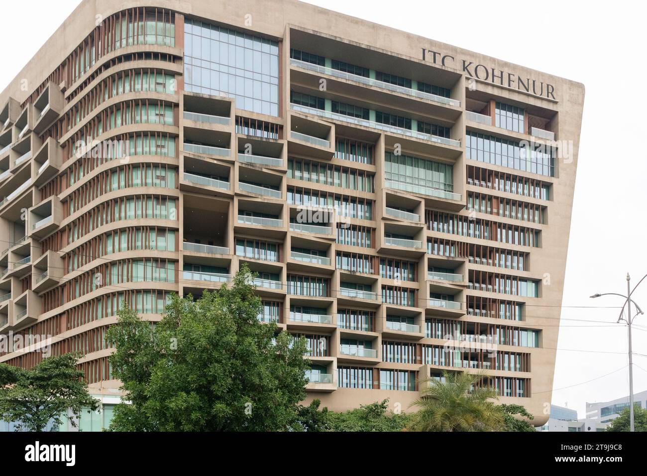 ITC Kohenur, a luxury hotel, is located in the heart of Hyderabad's new ...