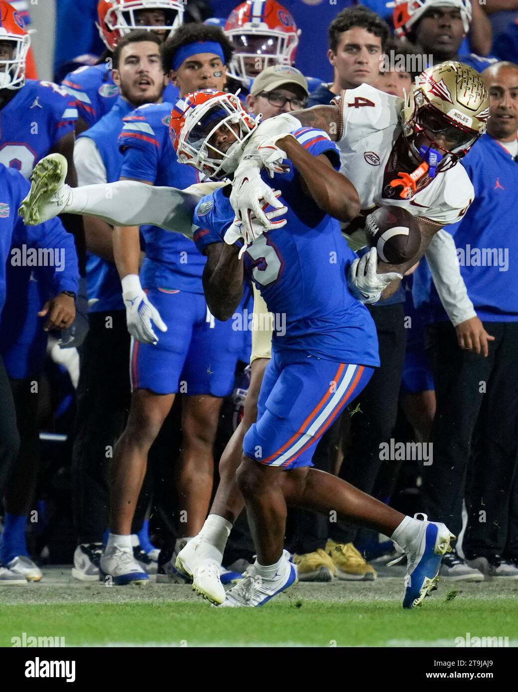 Florida cornerback Jason Marshall Jr. (3) breaks up a pass intended for ...