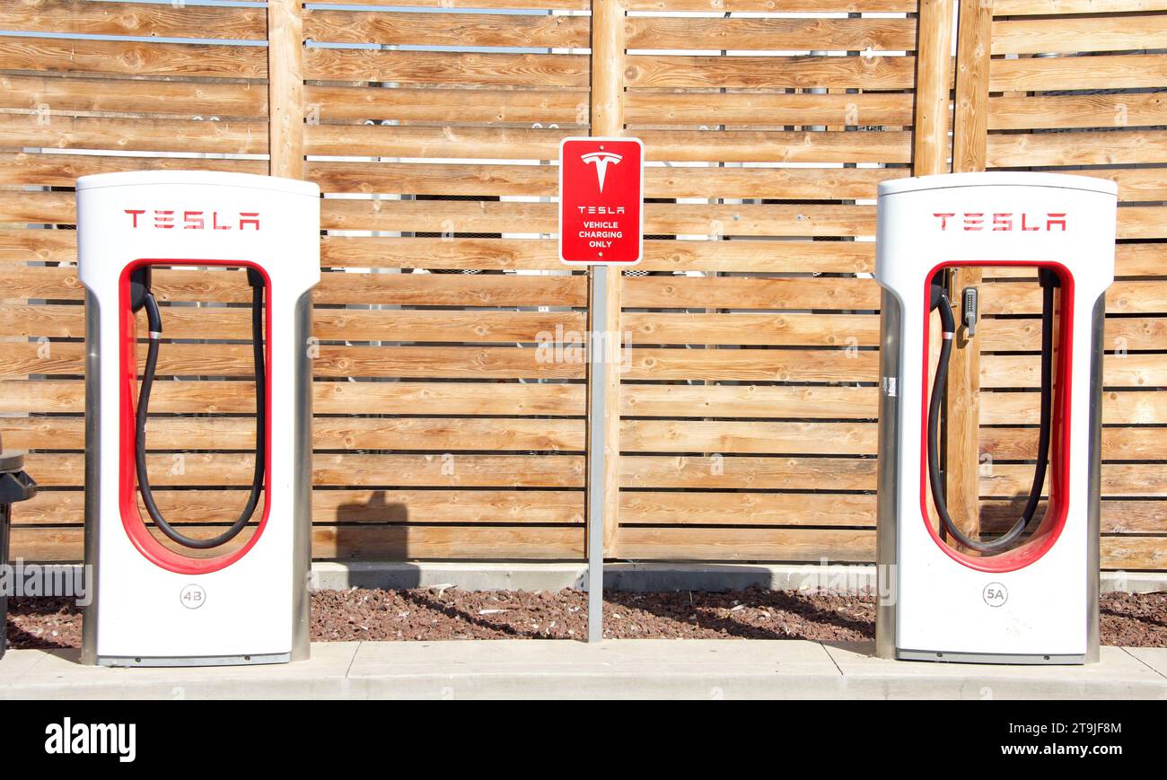 Bakersfield, CA - Oct 7, 2022: Tesla Super Charging station on ...