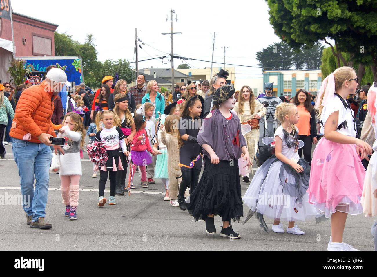 Hal moon bay hi-res stock photography and images - Alamy