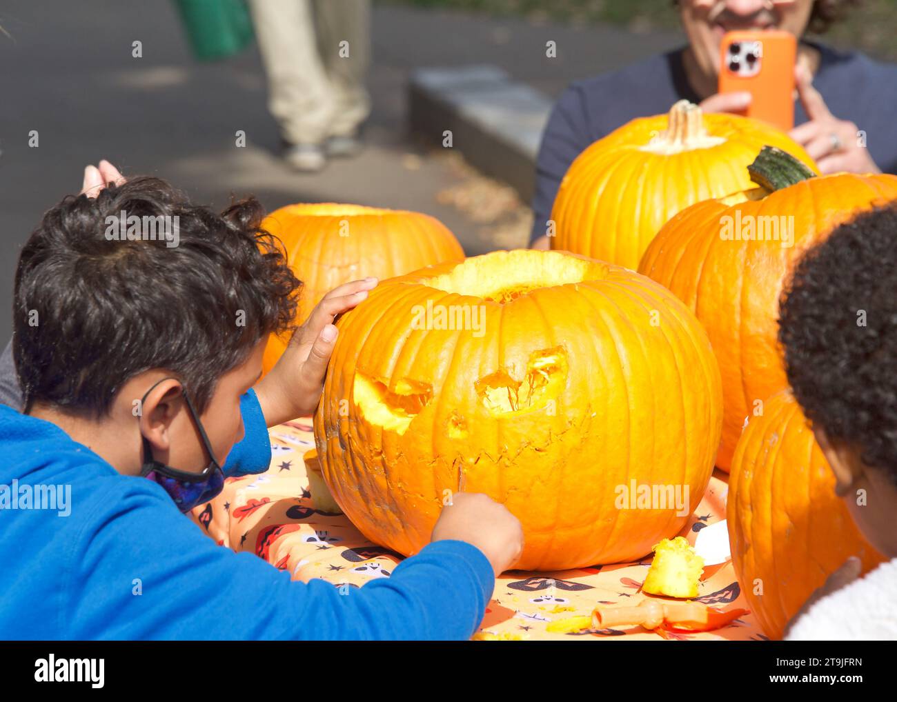 Oct 22 2022 hi-res stock photography and images - Alamy