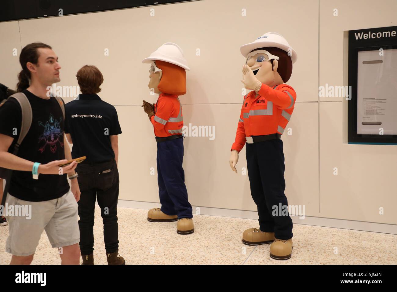 Sydney metro barangaroo station hi-res stock photography and images - Alamy