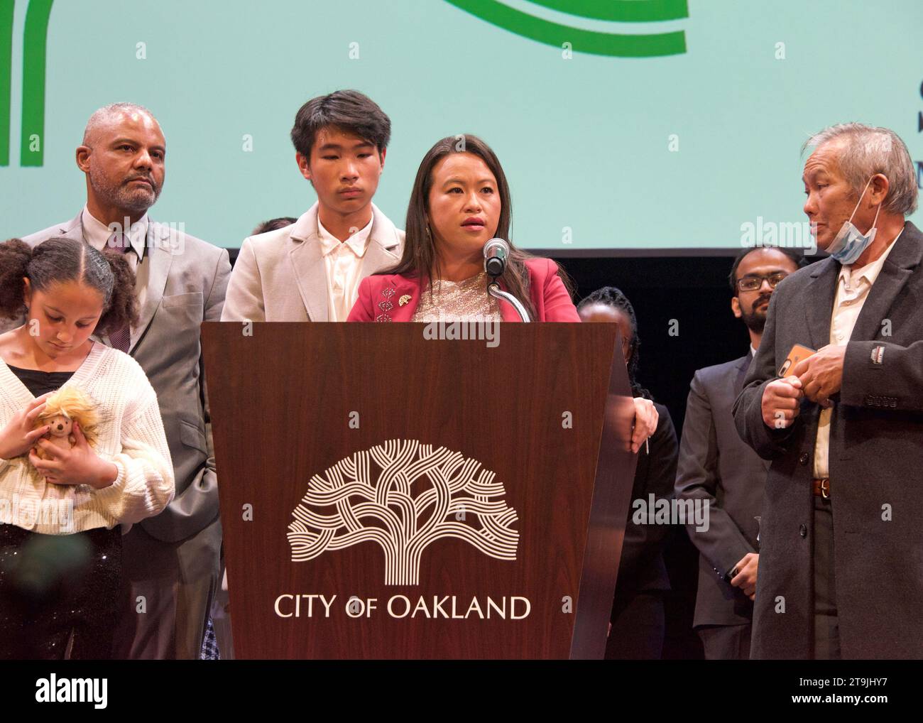 Oakland, CA - Jan 9, 2023: Newly Inaugurated Oakland Mayor Sheng Thao ...