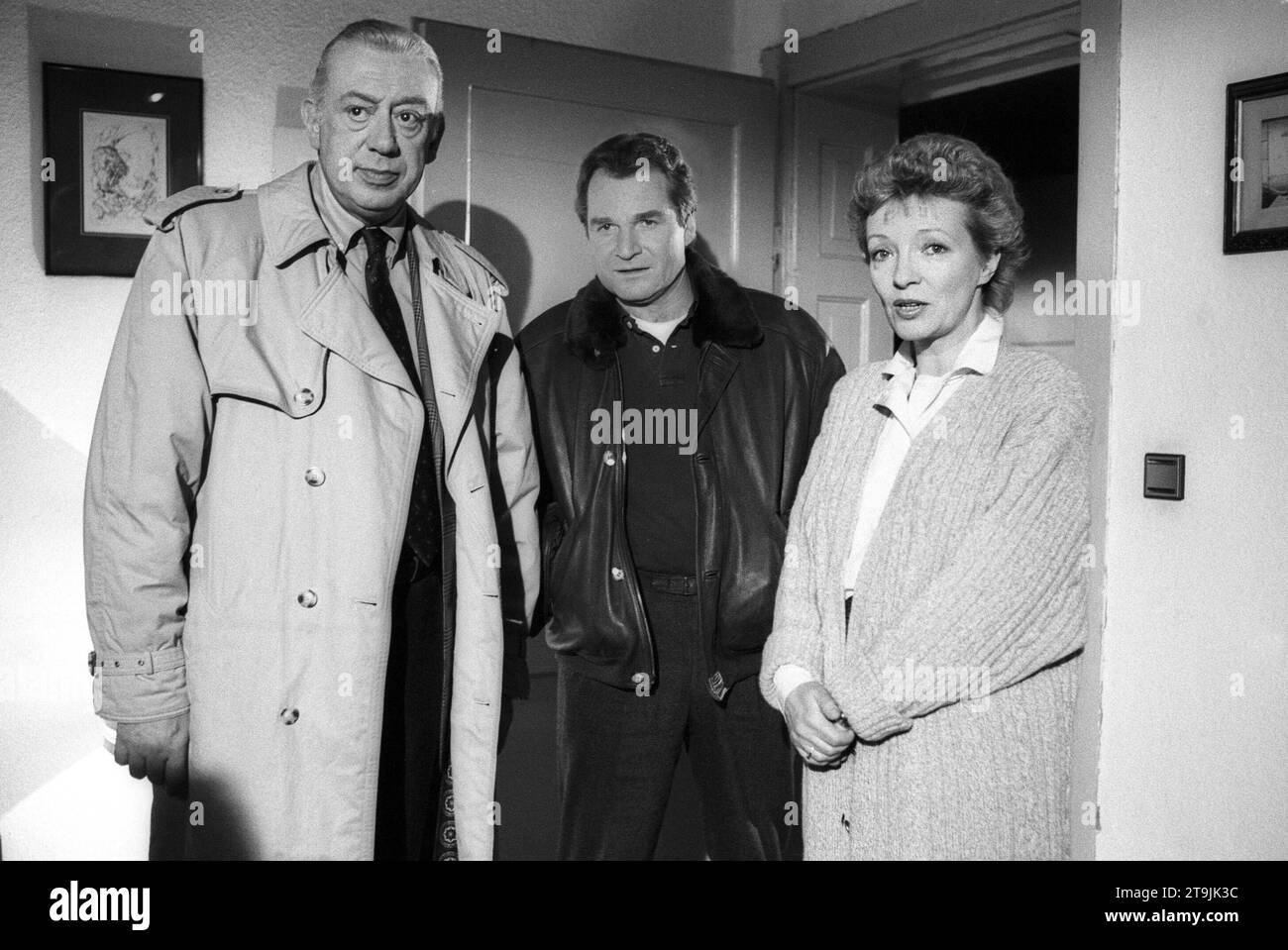 Karin Anselm, Fritz Wepper und Horst Tappert v. re. 01/89 rag Horst ...