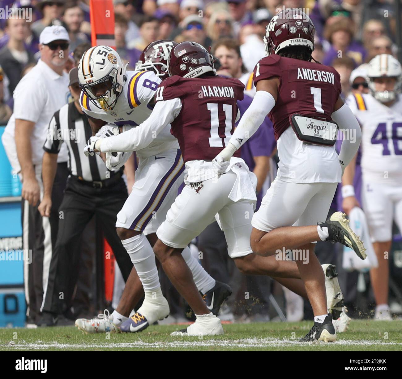 Take a deuce hi-res stock photography and images - Alamy